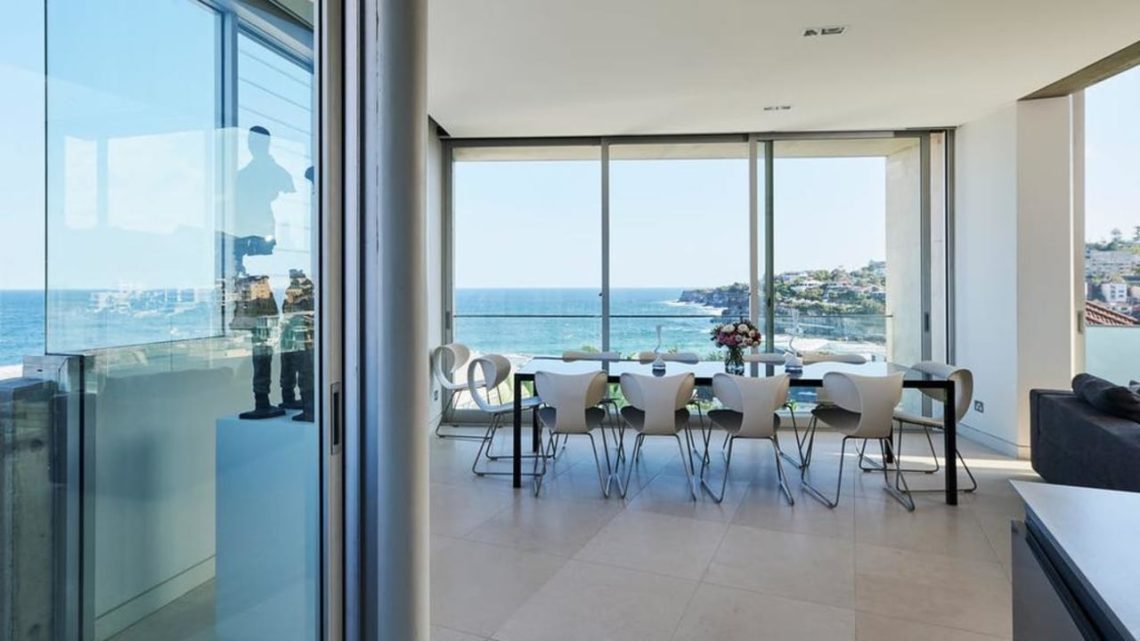 Architectural Brilliance: Tamarama's Award-Winning Home