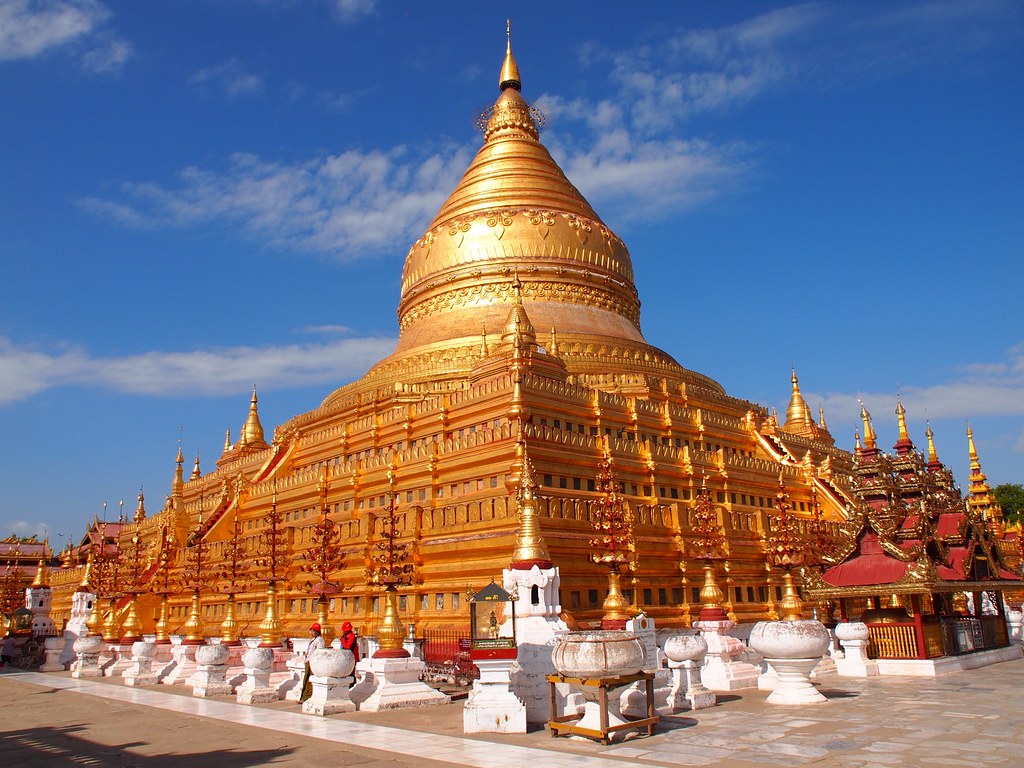 Exploring Bagan's Temples in Myanmar's Golden Sun