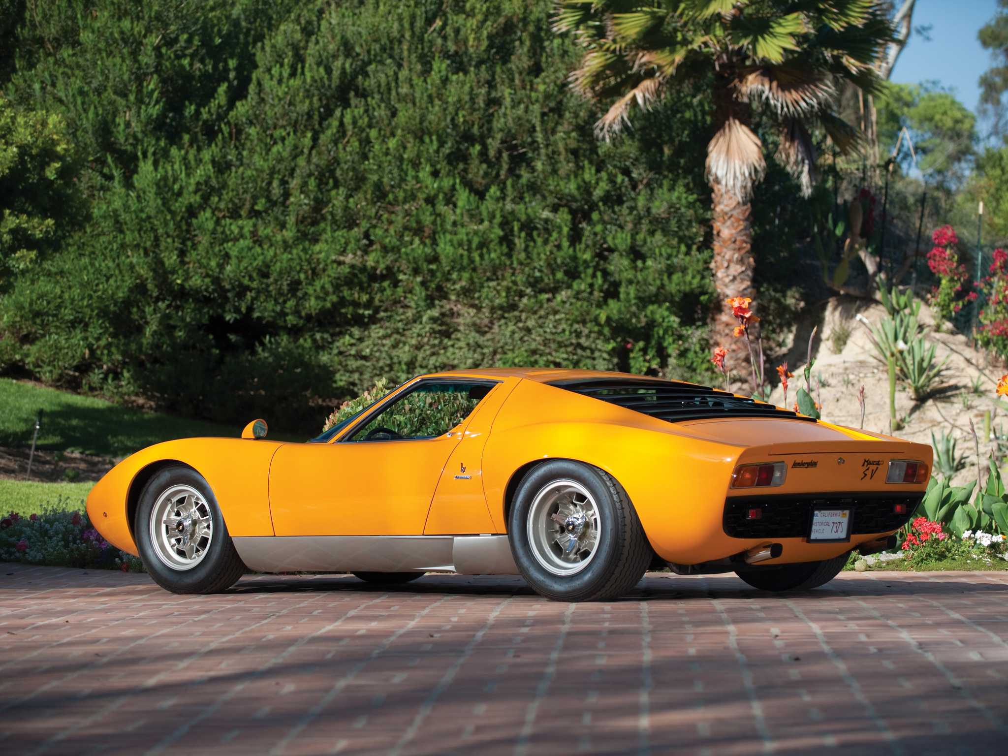 Lamborghini Miura: The Legendary Beast's Technical Blueprint